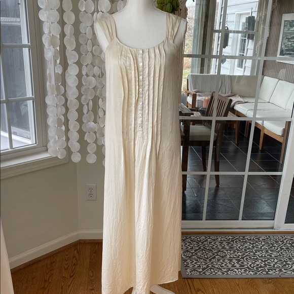 Intimates & Sleepwear | Eileen West Queen Annes Lace 10 Silk Long ...